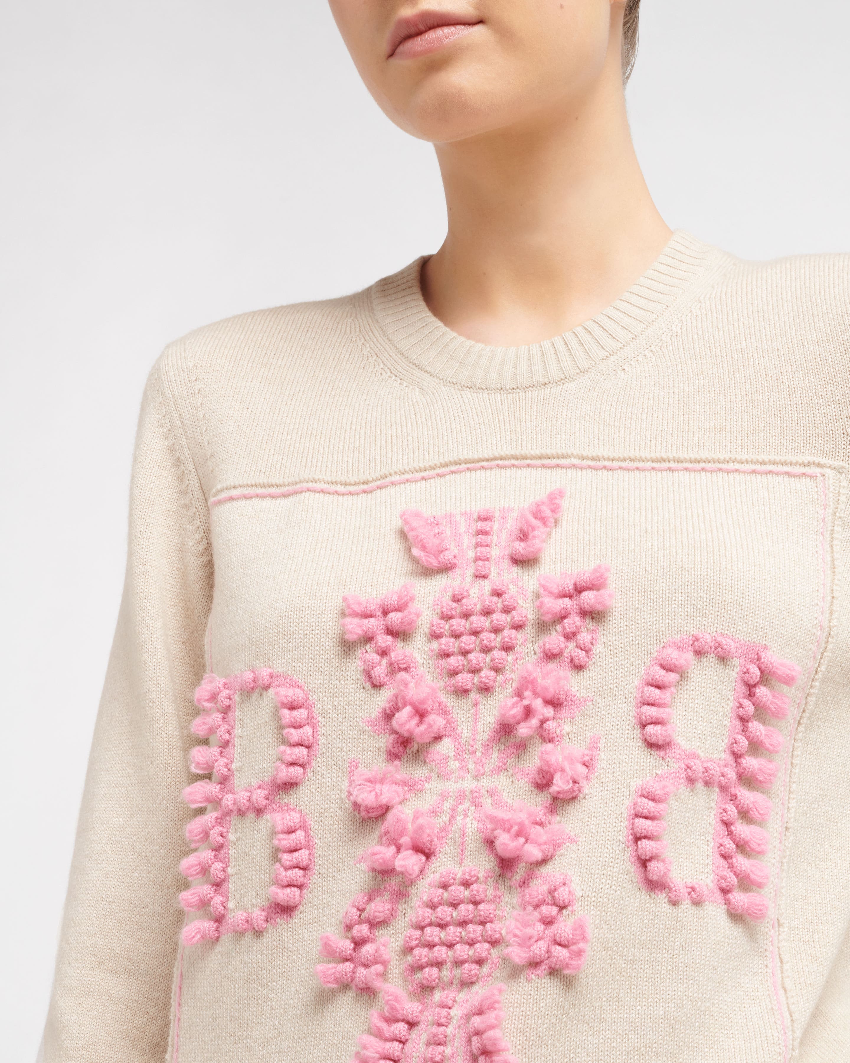 Logo Collection in Cashmere | Barrie – Barrie.com